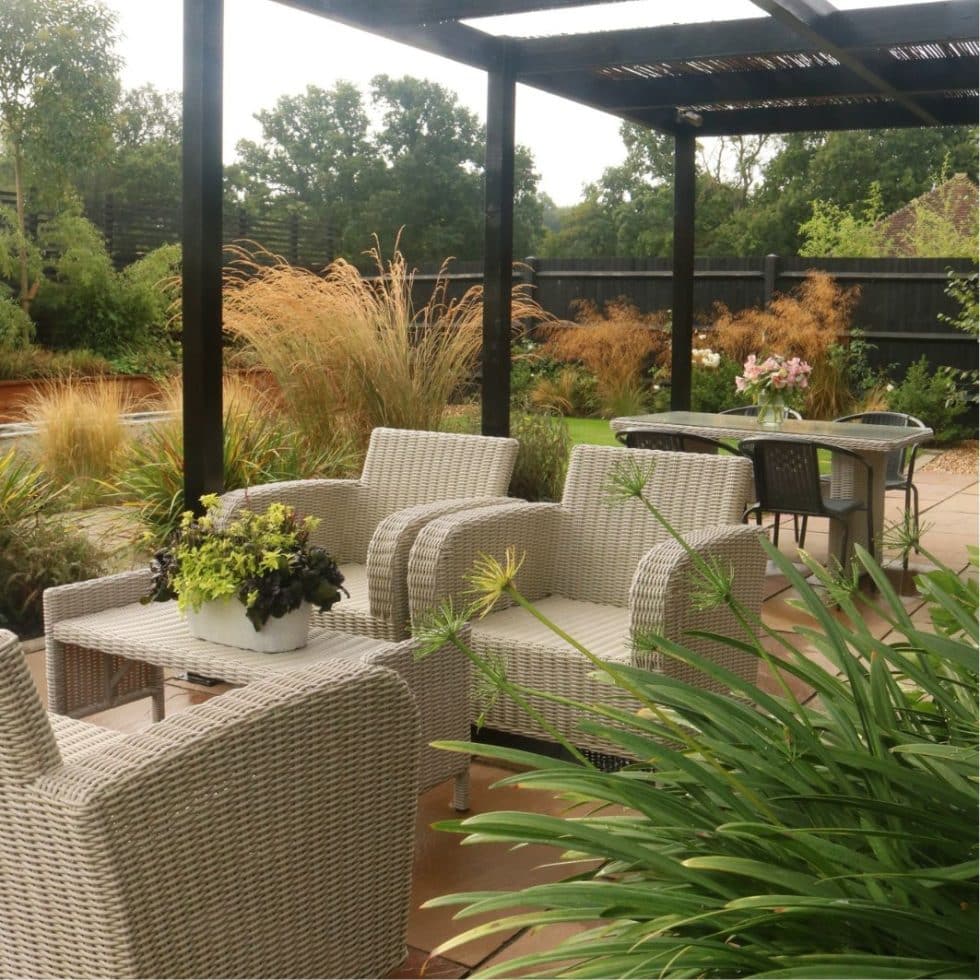 Hampshire Barn Garden - Outside Design